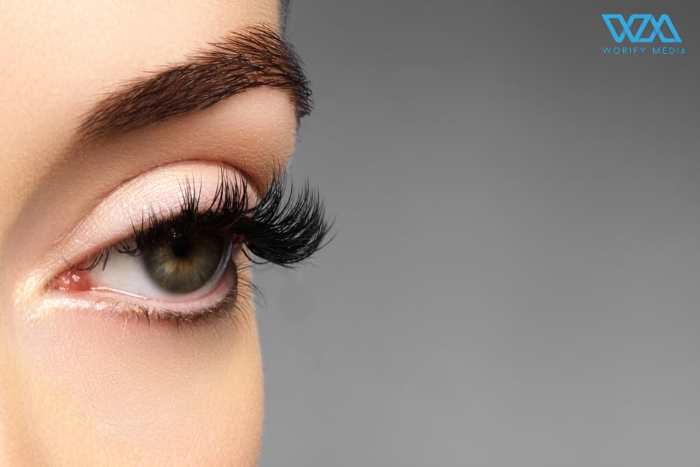 10 Best ways to grow your eyelashes naturally